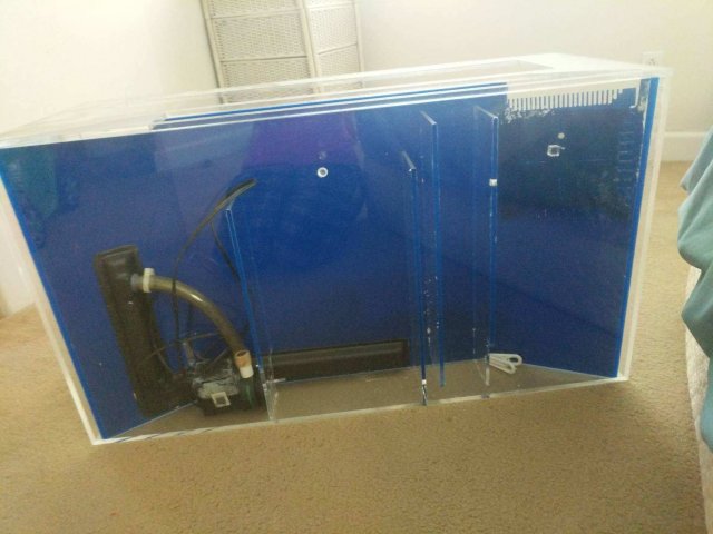 Tanks with built-in overflow, how do they work? | AquariaCentral.com